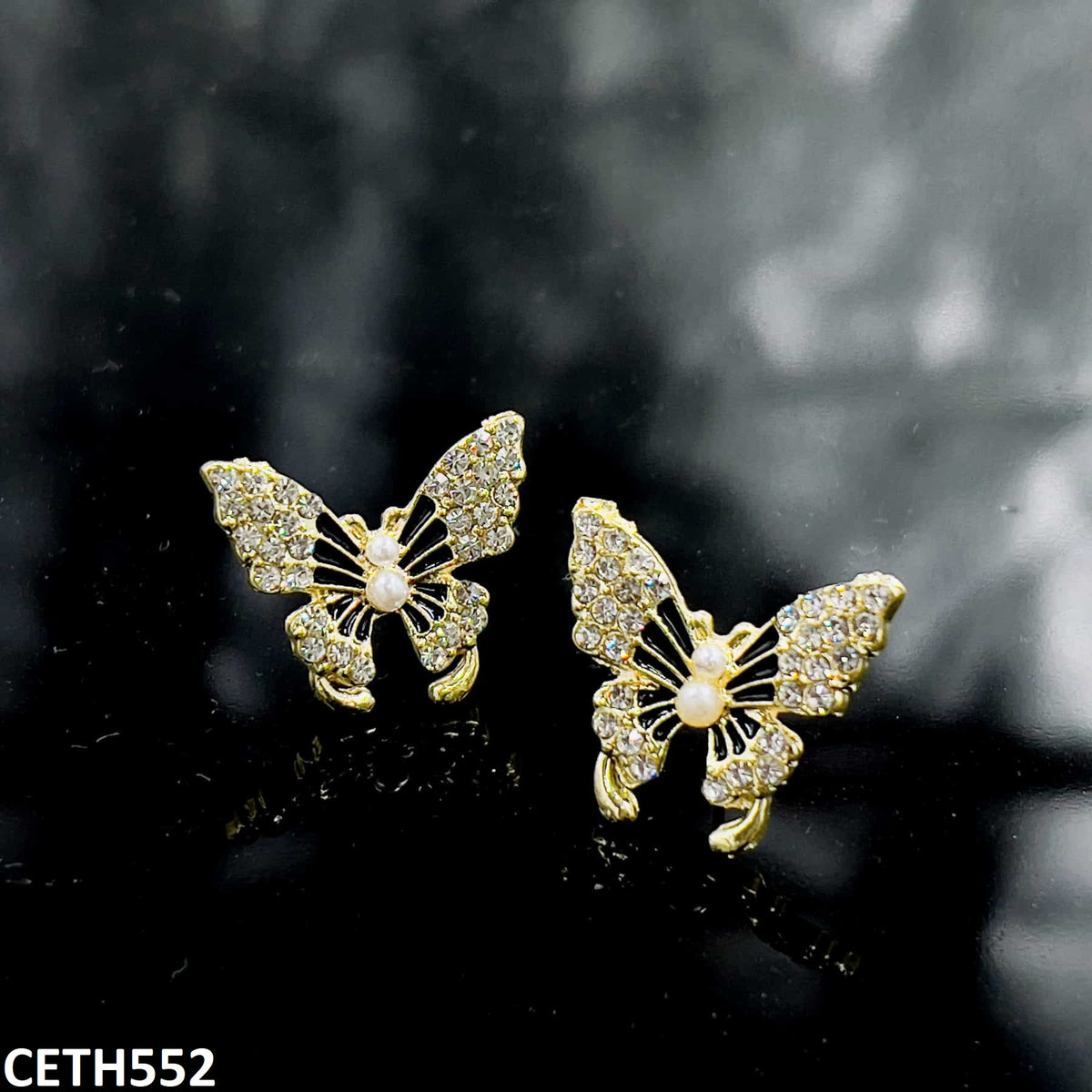 CETH552 LSH Butterfly Stud Tops Pair - CETH – TJ Wholesale