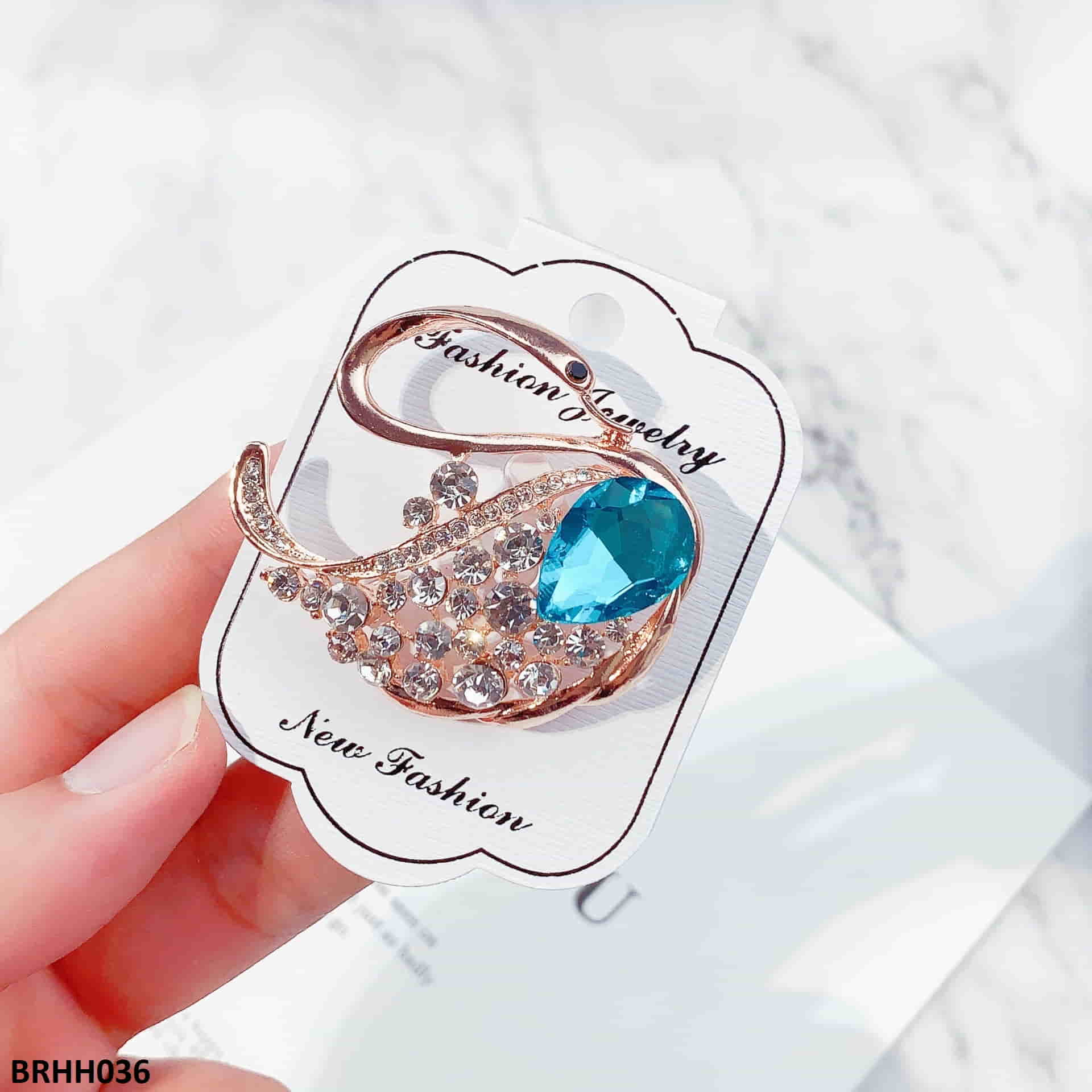 BRHH036 YMO Tear Duck Broach - BRHH – TJ Wholesale